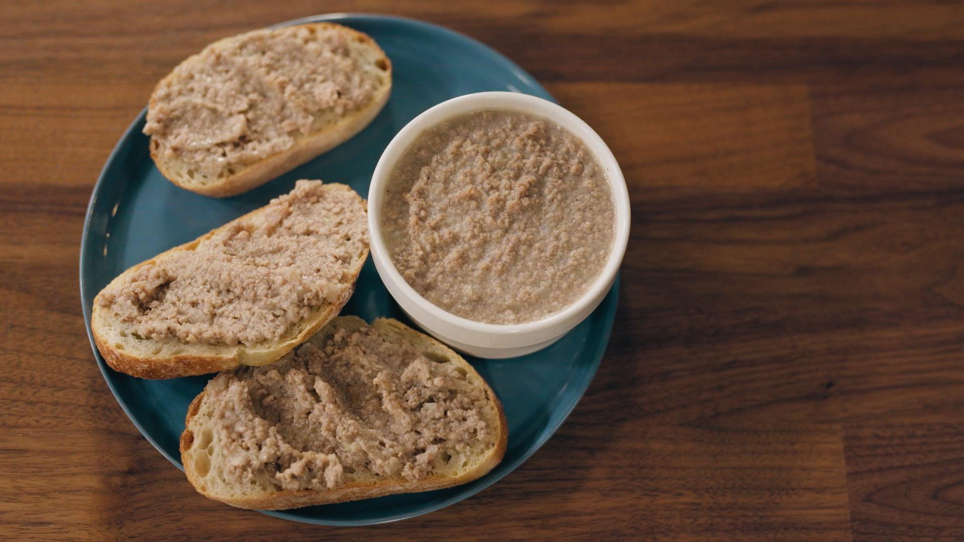 Cretons de porc | Accessibilité Média Inc.